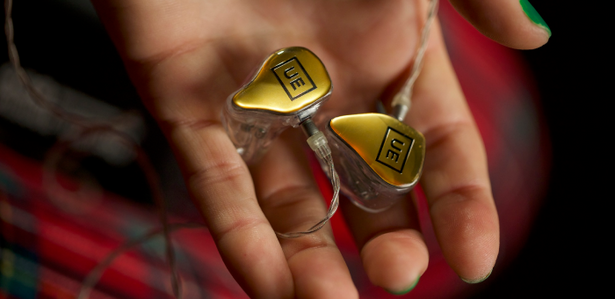 Custom IEMS – Ultimate Ears PRO